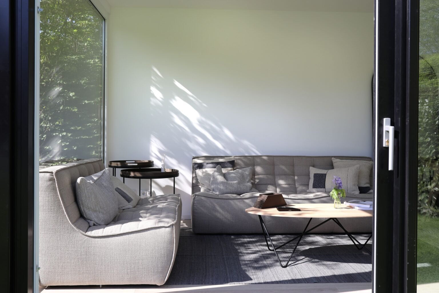 Hoe Kan Je Een Tuinkamer Best Inrichten? • Time Out Box