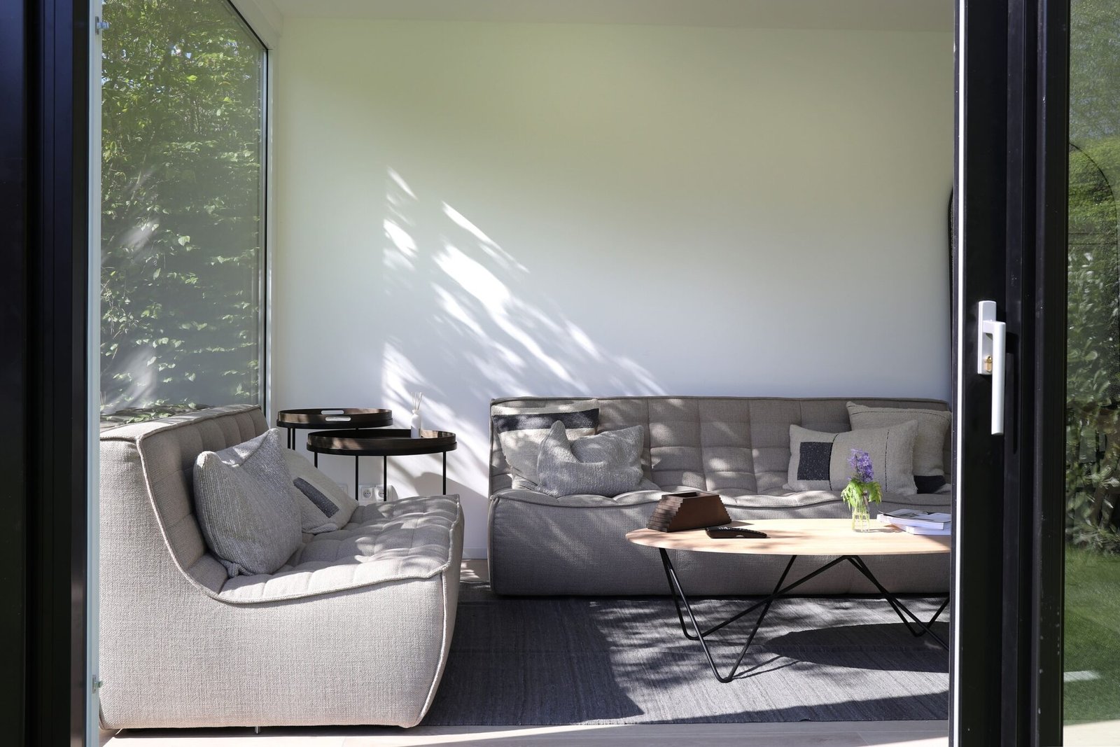 Hoe Kan Je Een Tuinkamer Best Inrichten? • Time Out Box